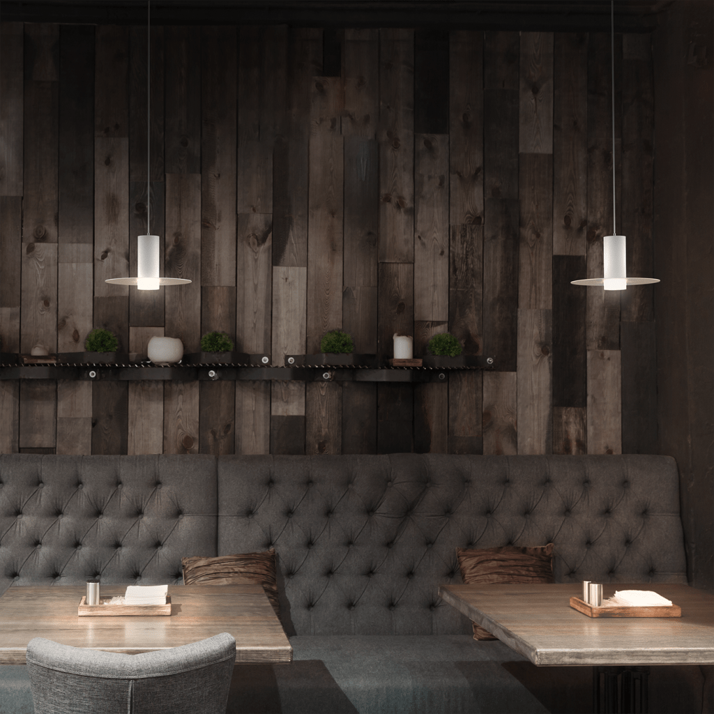 Novo Short with Brim - Blackjack Lighting